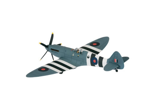 Corgi AA38702 Spitfire PR XIX - PM631 Battle of Britain Memorial Flight ...